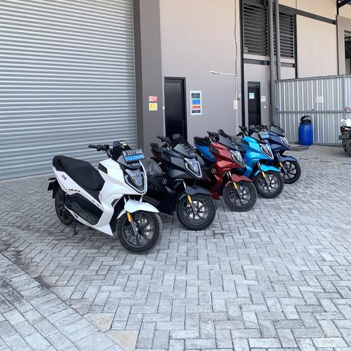 Jual PROMO MOTOR LISTRIK ALVA ONE - Biru - Kota Surabaya ...