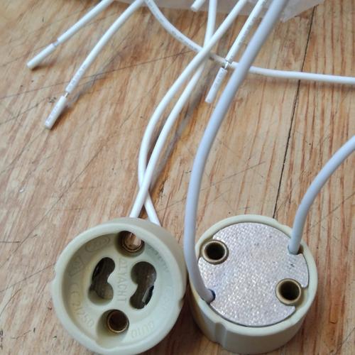 Jual soket fitting gu10 gu 10 led tusuk mr16 mr 16 - Jakarta Pusat - GUDANG LAMPU KENARI | Tokopedia