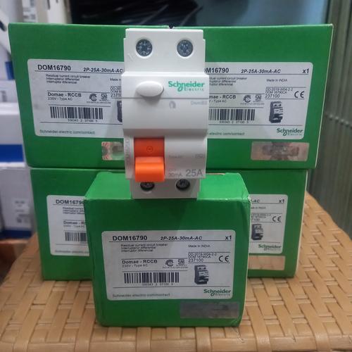 Jual Elcb/Rccb Schneider 2P 25A 30mA Domae DOM16790 - Kota Bandung ...