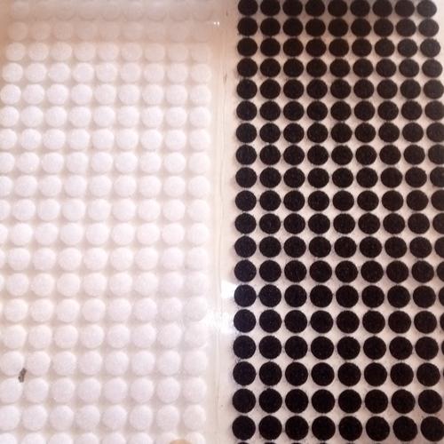 Jual stiker dot tape hook dan loop ukuran 10mm per 90 pasang - Hitam ...