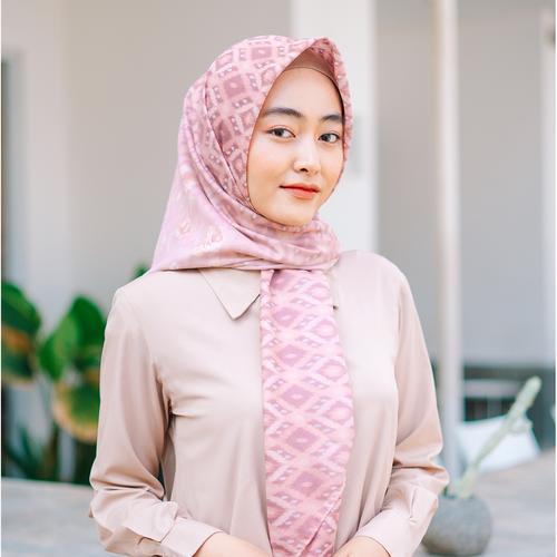 Promo Hadinata Batik Signature Hijab Sandyakala - Kab. Sukoharjo ...