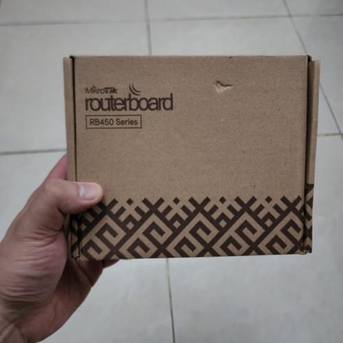 Jual Mikrotik RB450GX4 Routerboard 5 Port Gigabit 10/100/1000 - Kota ...