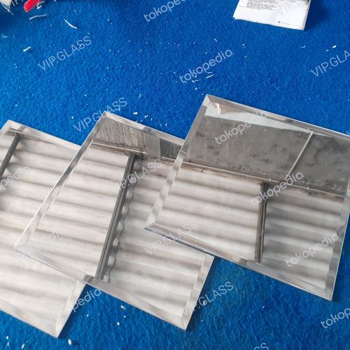 Jual kaca cermin bevel moulding ukuran 20cm x 20cm ketebalan 5mm ...
