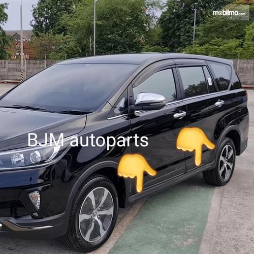 Jual Body kit SIDE SKIRT bodykit samping innova venturer original 1set ...