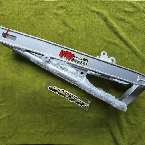 Jual SWING ARM UNITRACK PDK R1 SERPICO NINJA RR NEW DAN OLD THAILAND ...