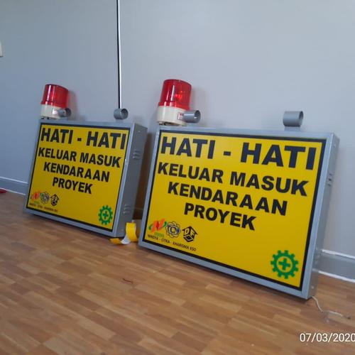 Jual Neon Box Polos Dan Tulisan Sign 2 Sisi Ukuran 60×45 + Lampu Rotary ...