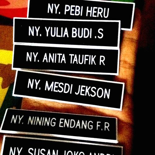 Jual Name tag papan nama dada pns TNI POLRI paku kupu dandang - Paku ...