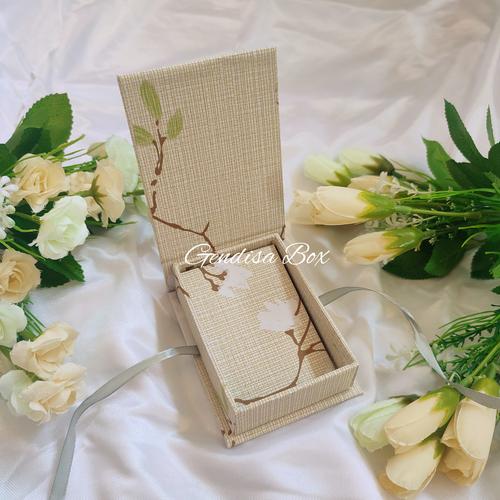 Promo Kotak Hadiah Emas Logam Mulia Antam LM Gift box - Motif Bunga 1 ...