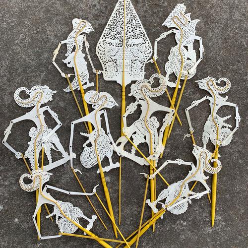 Jual Wayang Kulit Asli Mini Ukuran 17cm Berbagai Tokoh Warna Natural ...
