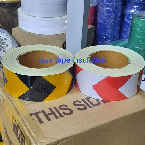Jual stiker reflective panah 5 cm x45 meter- sticker arrow kuning hitam ...
