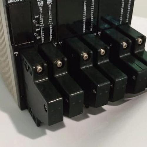 Jual Plc Omron Cpm2C Terdiri Dari Cpu Dan I/O 32 Edt 2 Set Lengkap - Kota Bekasi - Mandiri ...