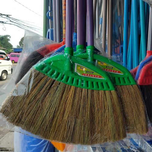 Jual Sapu injuk jerami saluyu kualitas super/sapu lantai injuk jerami ...