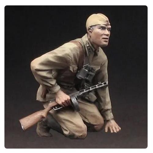 Jual 1/35 Resin Figure RED ARMY OFFICER OJK46 KL22 - Kota Surabaya ...