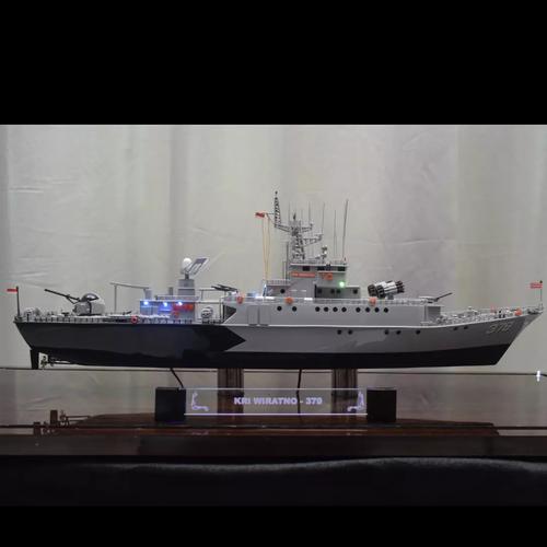Jual (PRE ORDER) MINIATUR KAPAL KRI WIRATNO-379 UKURAN 50 CM|Hiasan ...