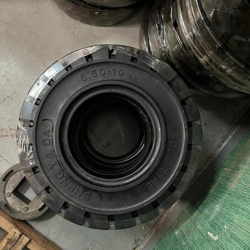 Jual Ban Solid/ Ban Mati Forklift 6.5-10 650-10 650x10 Harga termurah - Jakarta Utara ...