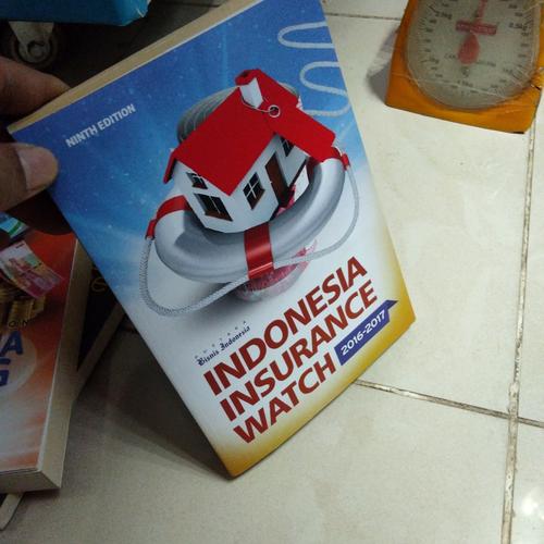 Jual INDONESIA INSURANCE WATCH 2016-2017 - Jakarta Utara - TokooBintang ...