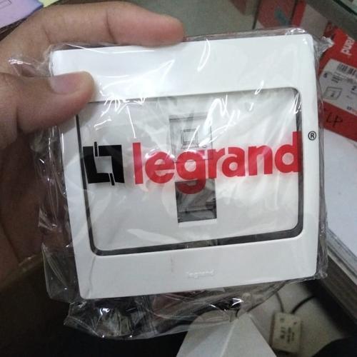 Jual Legrand Malia Outlet Data Cat6 Rj45 - Jakarta Pusat ...