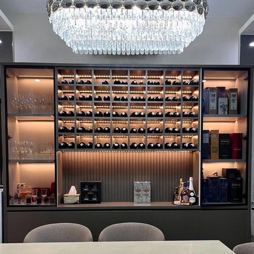 Jual Lemari Display / Custom Furniture / Desain Interior Lemari Display ...