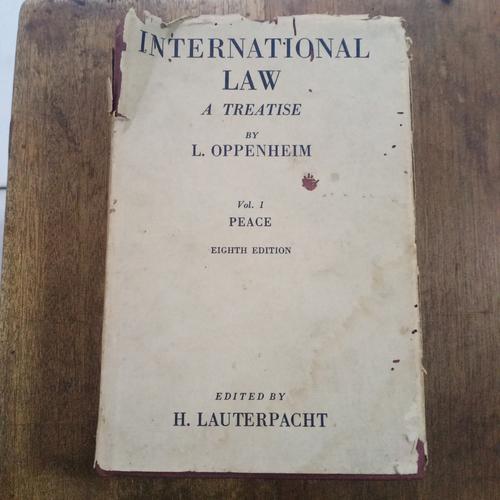 Jual international law a treatise -l.oppenheim - Jakarta Timur - Toko ...