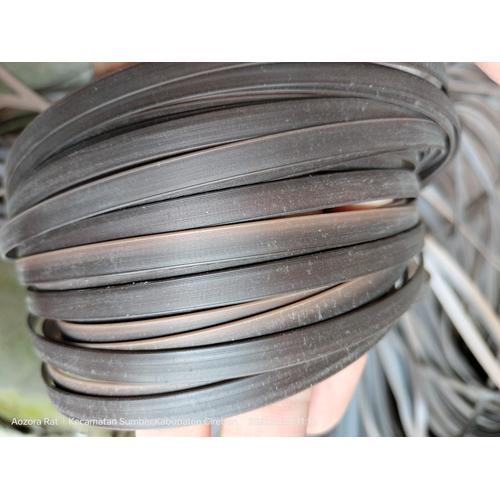 Jual Rotan Sintetis Jenis Flat Warna Java Brown Rehau 6mm - Kab ...