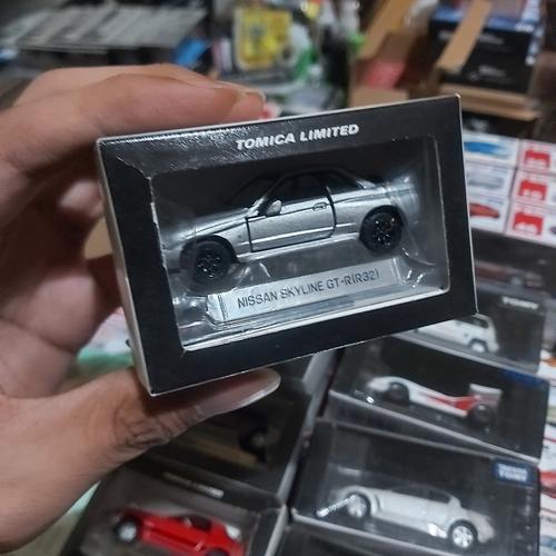 Jual Tomica Limited Nissan Skyline GTR R32 from 12 models set - Jakarta ...
