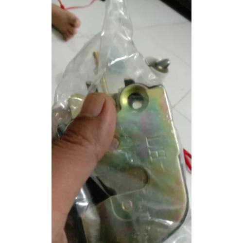 Jual DOOR LOCK KANCING PINTU TOYOTA KIJANG SUPER KF40 KANAN - KIRI ...