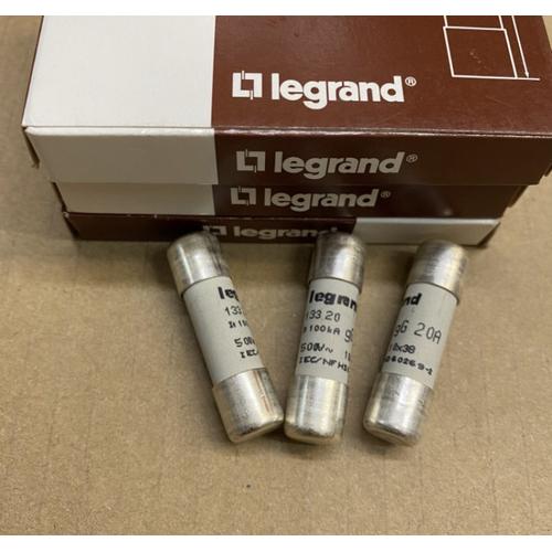 Jual Fuse / sekering keramik legrand 10x38 20A 500v - Jakarta Barat ...