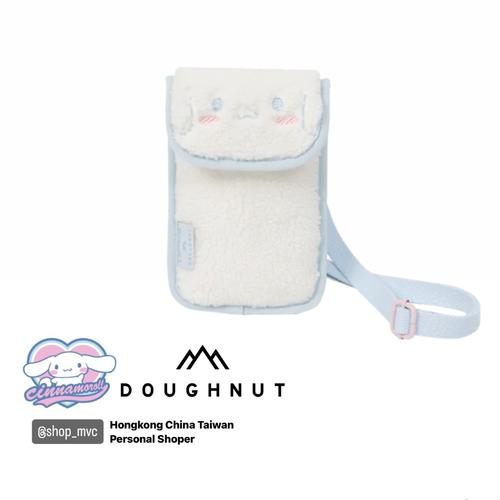 Jual Doughnut x Cinnamoroll Looker Phone Bag Authentic | Tas ...