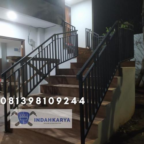 Jual Reling Tangga Minimalis Railing Tangga Kayu Best Seller - pegangan ...