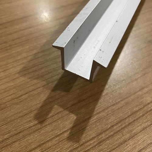 Jual U Channel Aluminium Rel Bawah Pintu Lipat 300 cm U Shape Channel ...