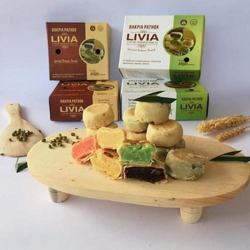 Jual Bakpia Pathok 12 Asli Oleh Oleh Khas Jogja Livia isi 12 biji ...