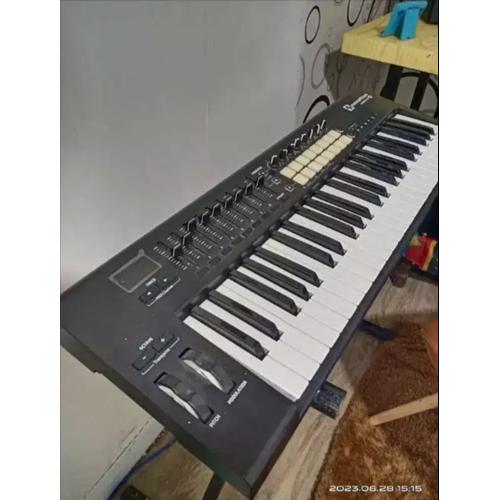 Jual Midi Controller Novation Launchkey 49 MKII - Hitam - Jakarta Pusat ...