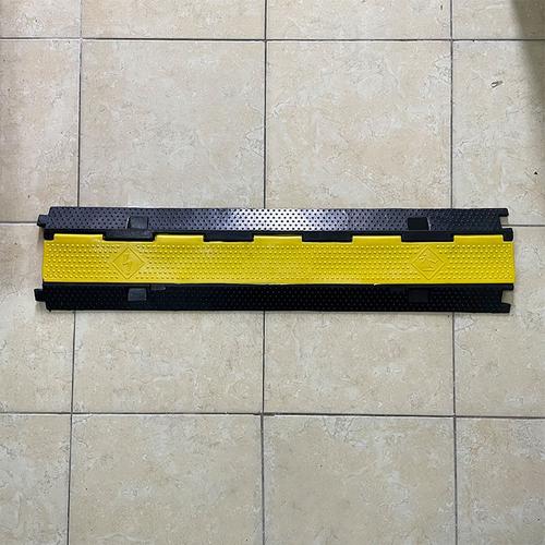 Jual Polisi Tidur Kabel / Speed Bump Cable Ramp Protector 1 Line Original - Jakarta Barat ...