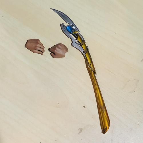 Jual Hot Toys 1/6 Avengers The Scepter w/ Gripping Hands - Kota Bandung ...