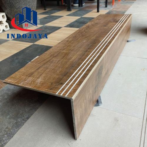 Jual keramik motif kayu granit tangga 30x80 30x90 list plint custom ...