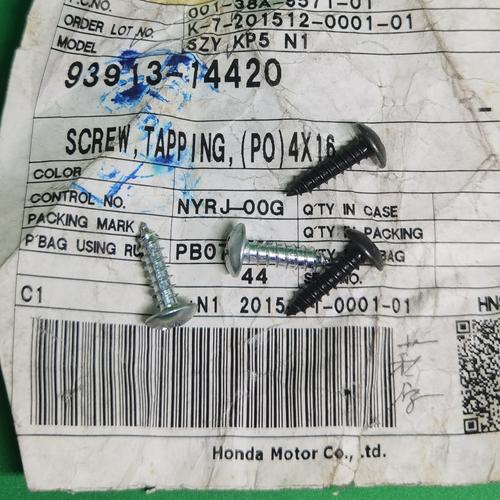 Jual Baut skrup cacing Screw tapping M4x16 asli honda mobil - Putih ...