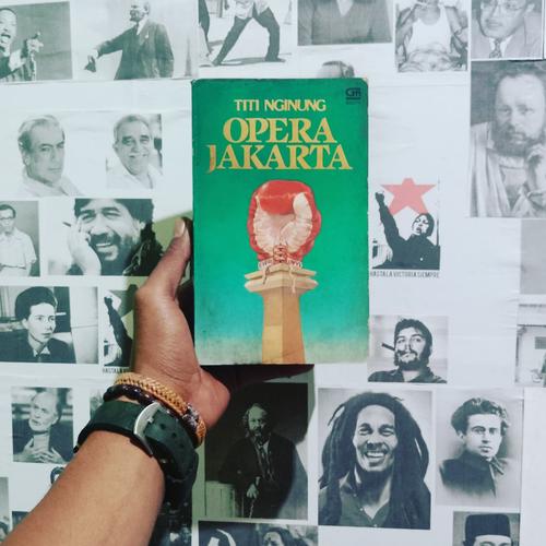 Jual Opera Jakarta by Titi Nginung (Arswendo Atmowiloto) - Kota ...