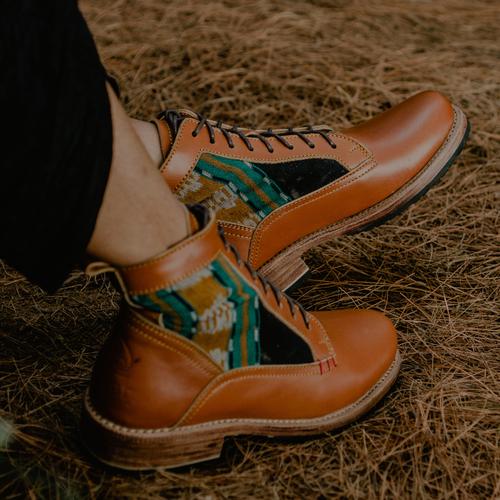 Jual Saaya Boots Tenun Tan by Akar NFYR - 38 - Kota Bandung - Akar NFYR ...