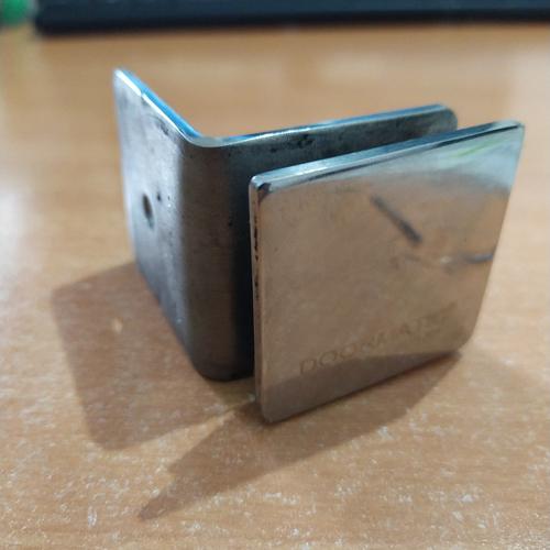 Jual Glass Connector Jepit Kaca Shower Glass to Wall Doormatic 276-4 ...