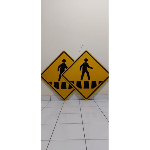 Jual SAFETY SIGN / PAPAN PERINGATAN / RAMBU LALU LINTAS MENYEBRANG ...