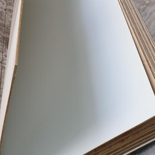 Jual Multiplex triplex melamin 9mm Gloss Kilap - Kota Tangerang ...