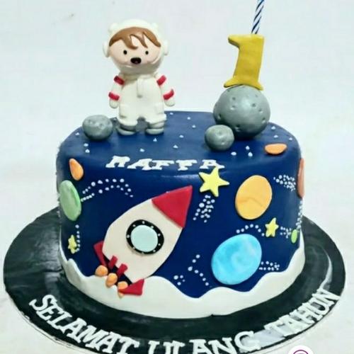 Jual cake astronaut/astronaut cake/kue ulang tahun astronut/full ...