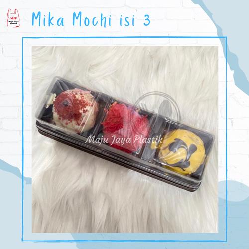 Jual Mika moon crispy sekat 3 Tempat mochi isi 1 Kotak Kue Bulan isi 4 ...