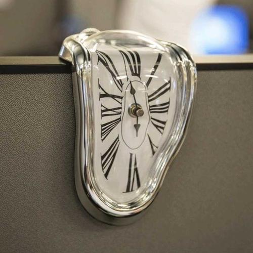 Jual jam dinding unik ruang tamu desain meleleh - Jakarta Timur - Go Go ...