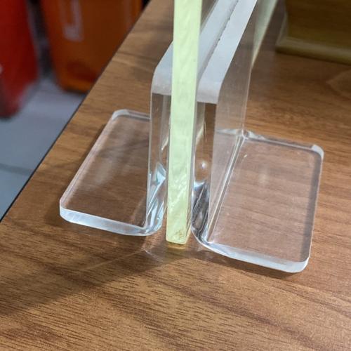 Jual akrilik siku meja untuk penjepit akrilik tebal 4mmX35mmx45mm ...