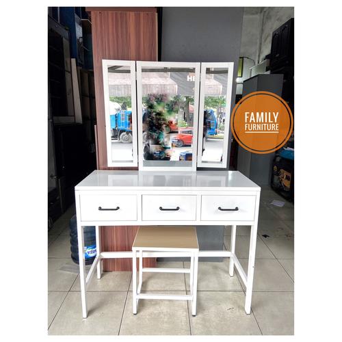 Jual Meja Rias + Kursi Bahan Plat Besi Anti Rayap Anti Air Minimalist ...