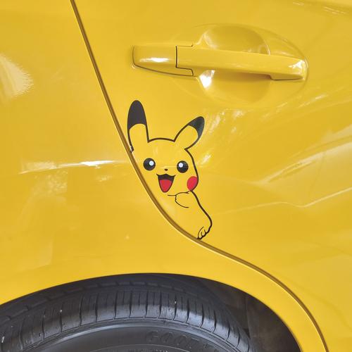 Jual Stiker Pokemon Pikachu ngintip untuk di mobil warna kuning - Kab ...