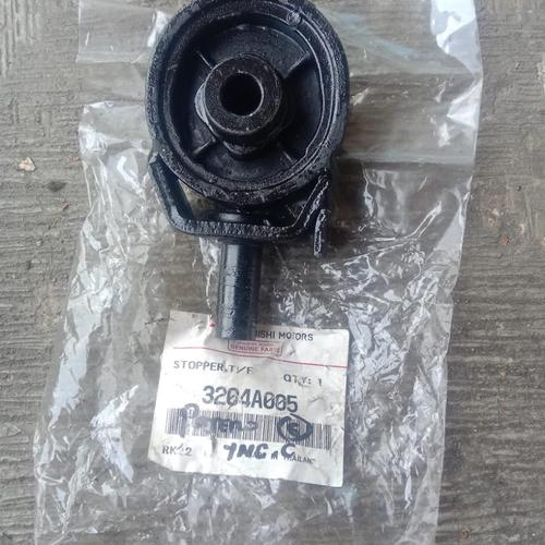 Jual monting mounting transmisi4x4 Mitsubishi Triton original baru ...