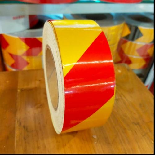 Jual reflektif Scotlite Nyalah saat Kena Cahaya Stiker 2"x45M Kuning ...