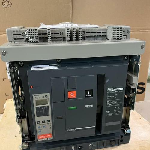 Jual Acb Schneider Drawout Nw20H1 3P 2000A Komplit Motorized Uvt Aux - Jakarta Selatan ...